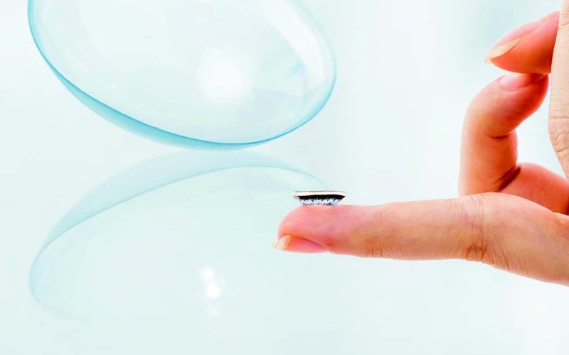 Contact lens optician – Careers in Eyecare