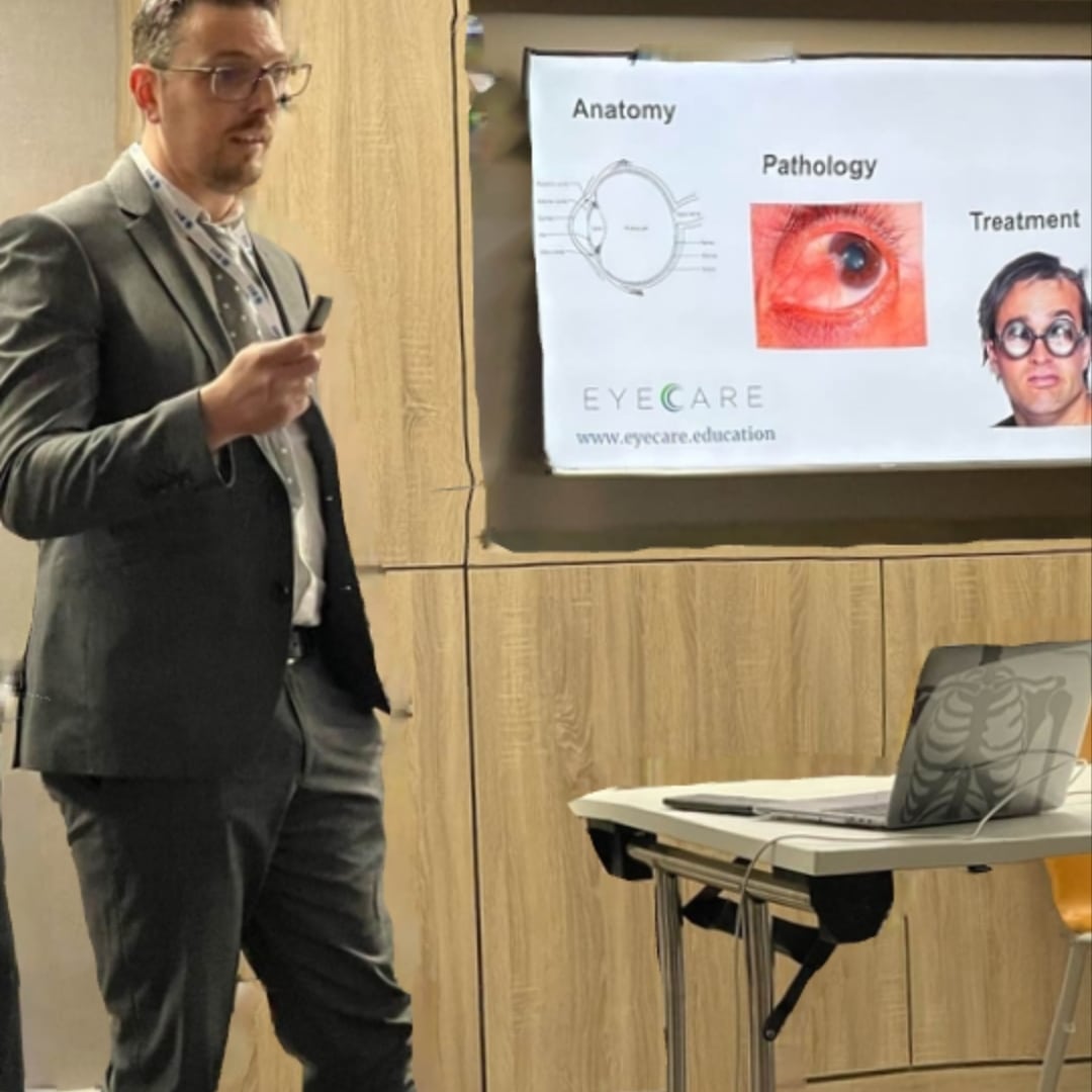 Day in the life … dispensing optician Stuart – Careers in Eyecare